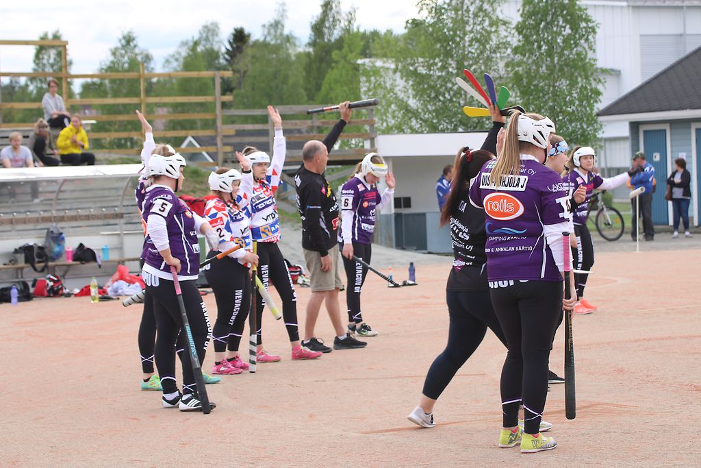 JP-Kunnallissanomat | Toiveen pesisnaiset lähtevät kauteen hyvällä ...