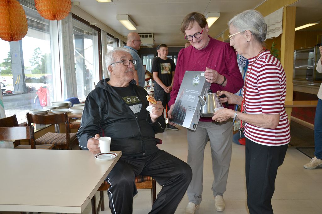 JP-Kunnallissanomat | Toisten turha voi olla toisille tarpeellista